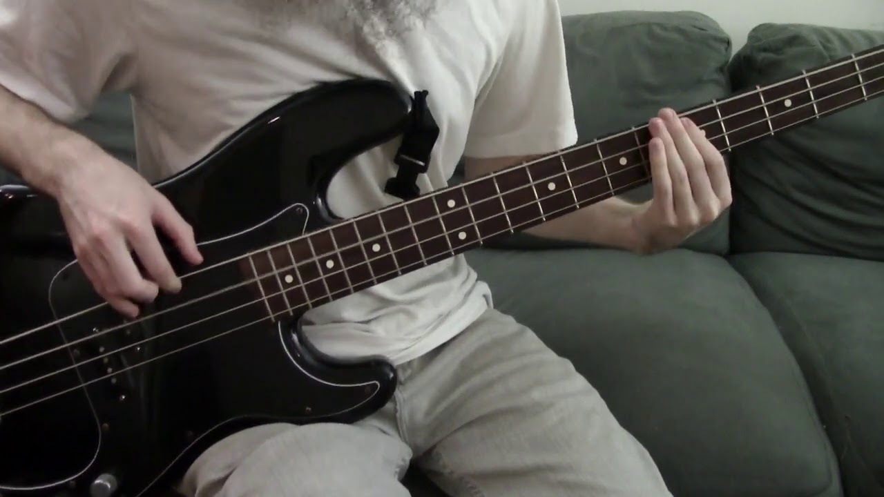 Recording a catchy bassline over lofi / boombap beat - YouTube