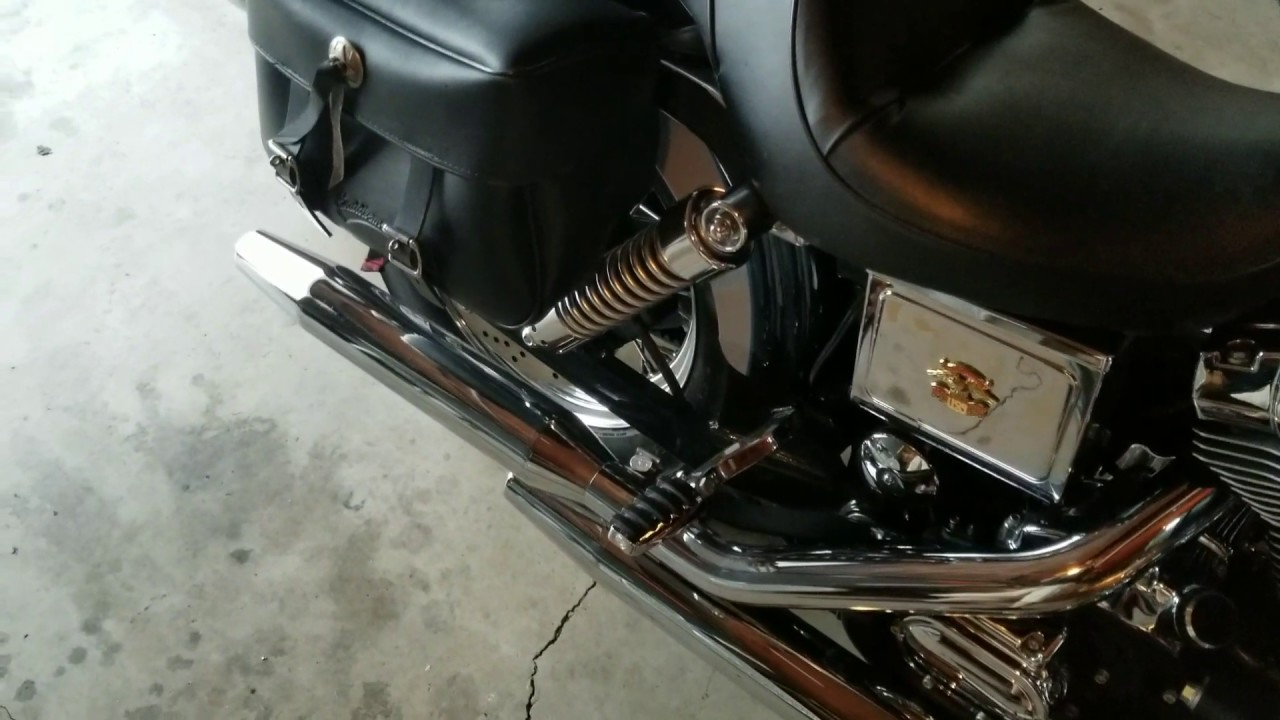 2002 Dyna stock muffler mod - YouTube