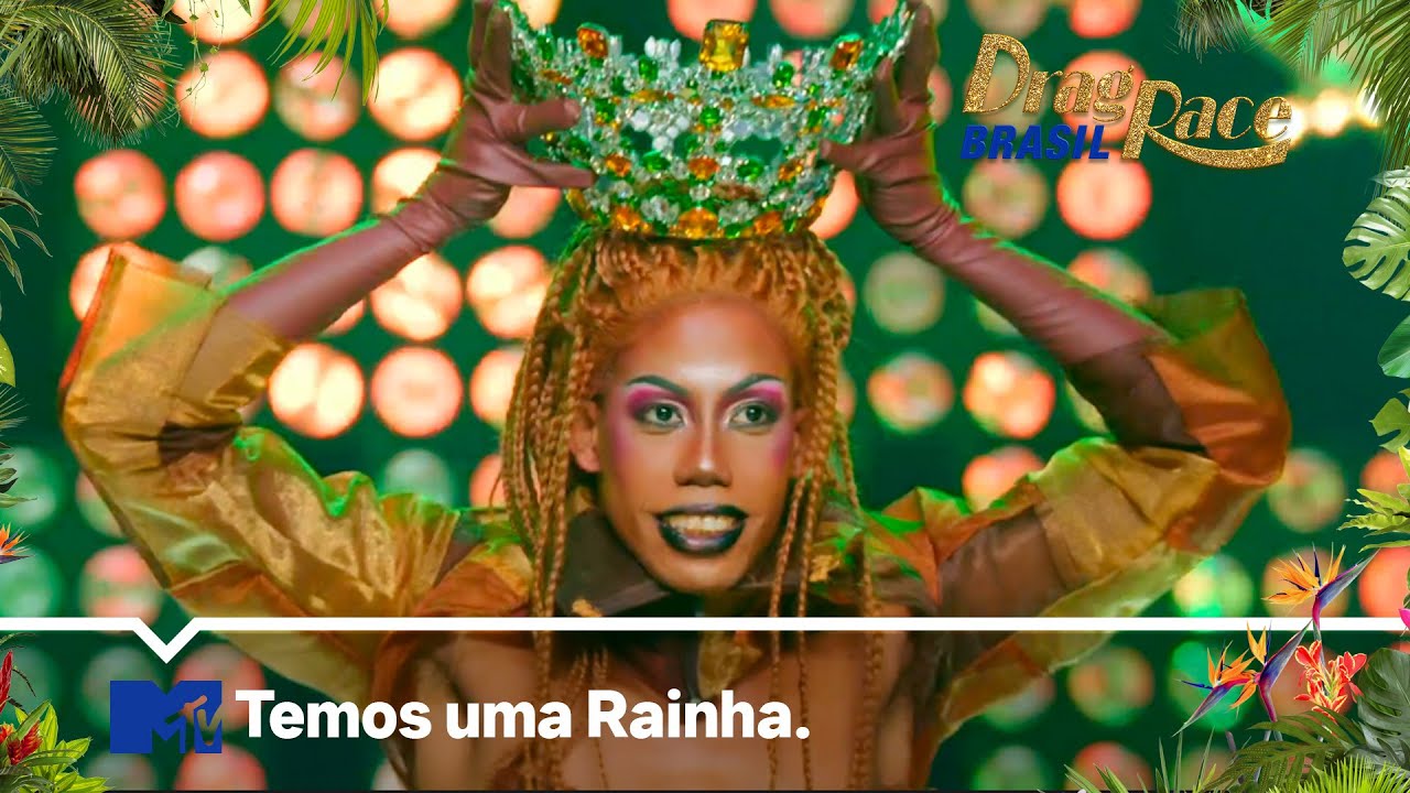 HORA DA COROAÇÃO! Organzza é a primeira WINNER | Drag Race Brasil - YouTube