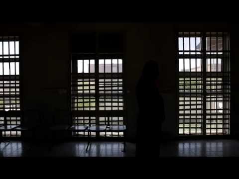 !f İstanbul 2015 - Depo: Akıl Hastanesinde Hayat/Depo: Life in Mental Hospitals