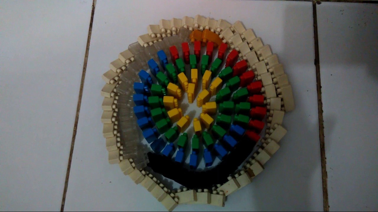 Domino 'circle trick' by Zaki - YouTube