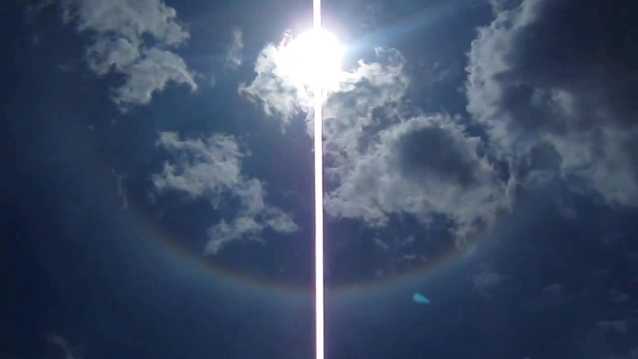Solar Rainbow: The Amazing Parhelion Effect - YouTube