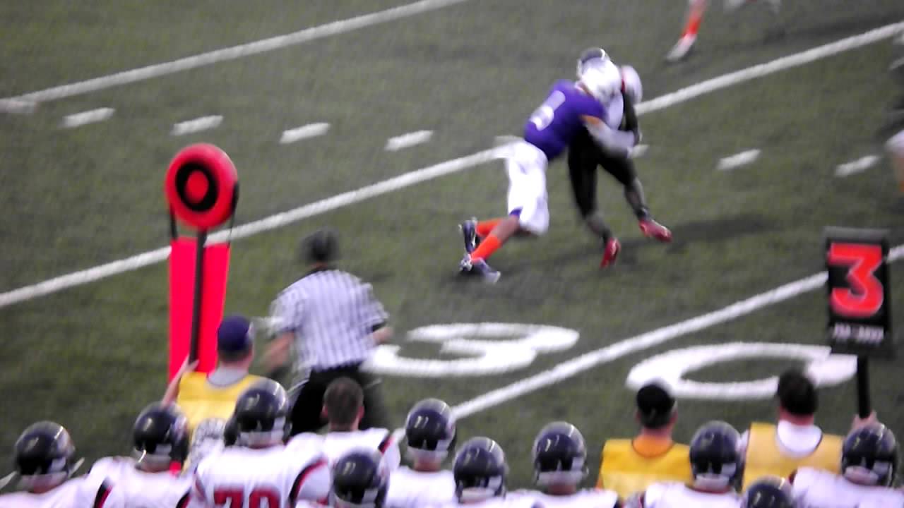 Evans to Crockett produces a first down in game against Butler September 2nd - YouTube