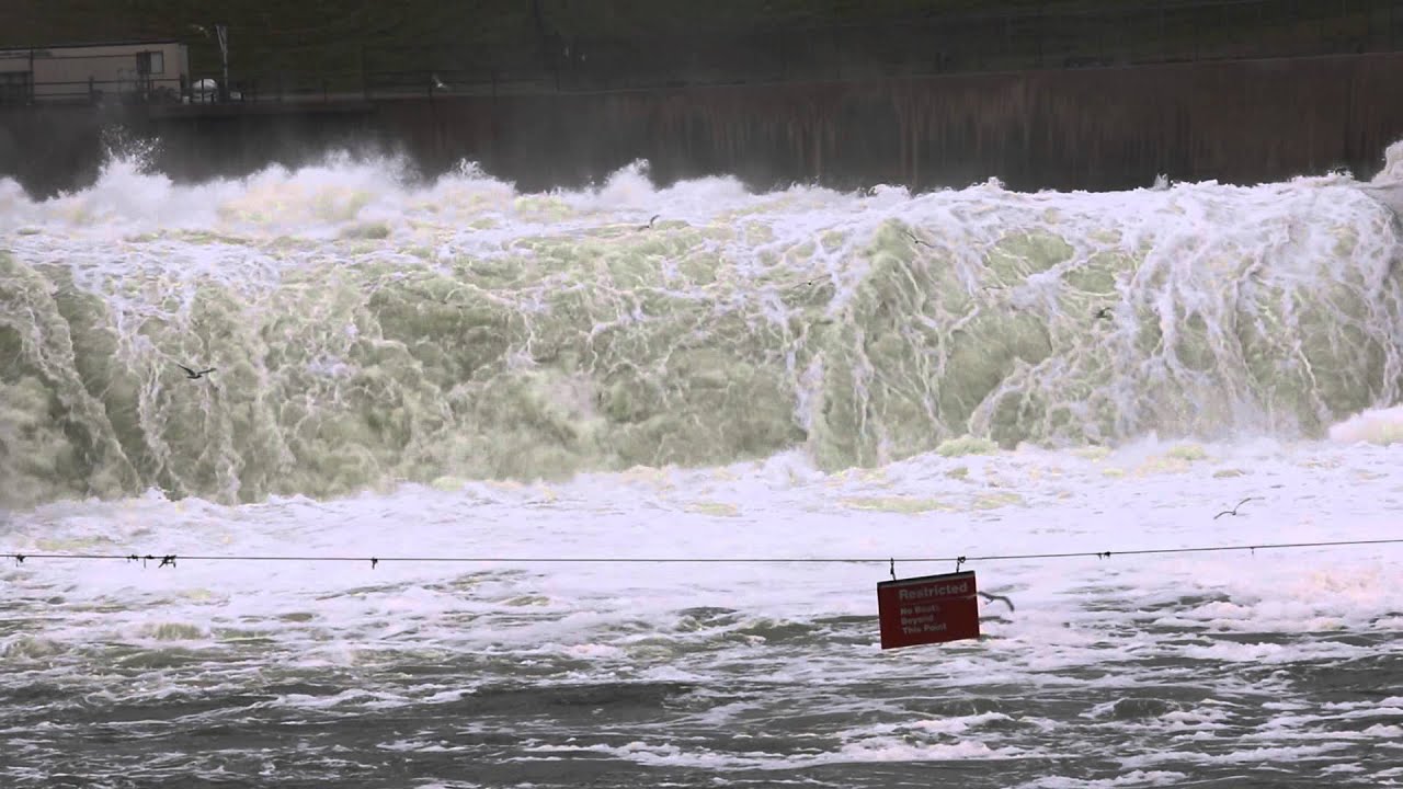 2015 Flood - Lake Texoma, Denison Dam - YouTube