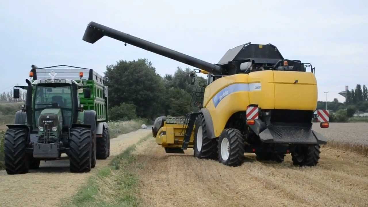 Moisson 2013 - Harvest 2013 in Northern France - YouTube