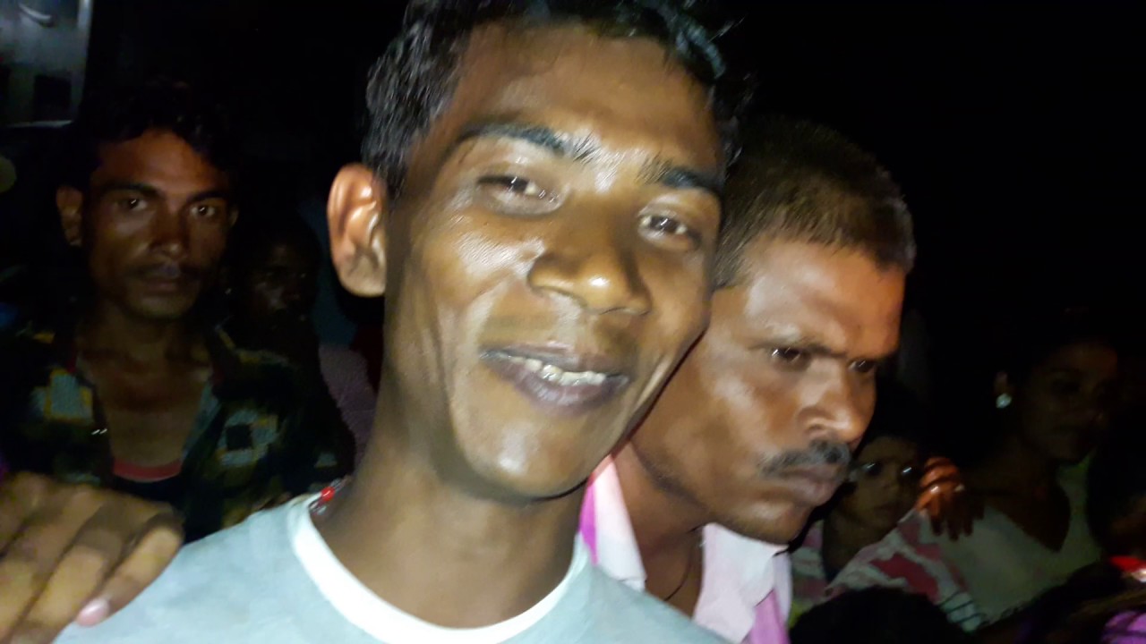 Village sadi dance - YouTube