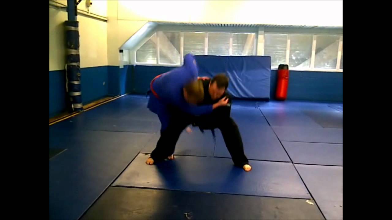 Tai Otoshi (Body Drop) - YouTube