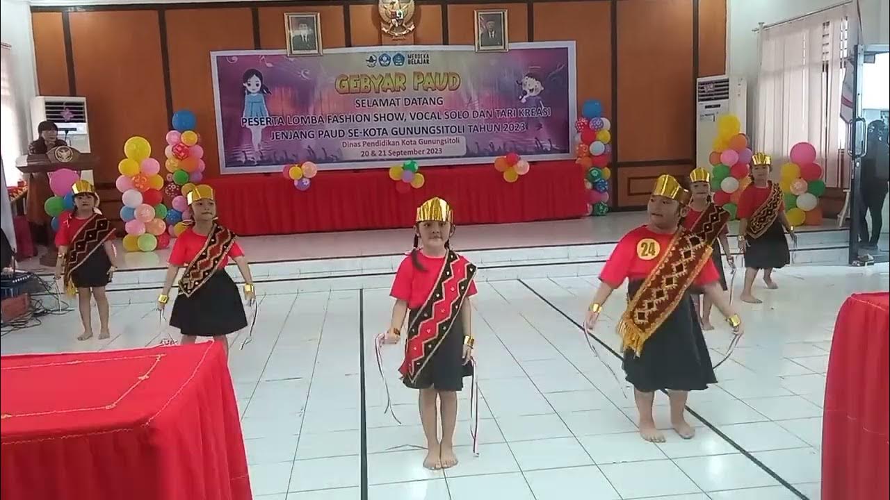 Penampilan TK Swasta OBI Fodo Kepulauan Nias pada Lomba Tari Kreasi Gebyar PAUD Kota ...