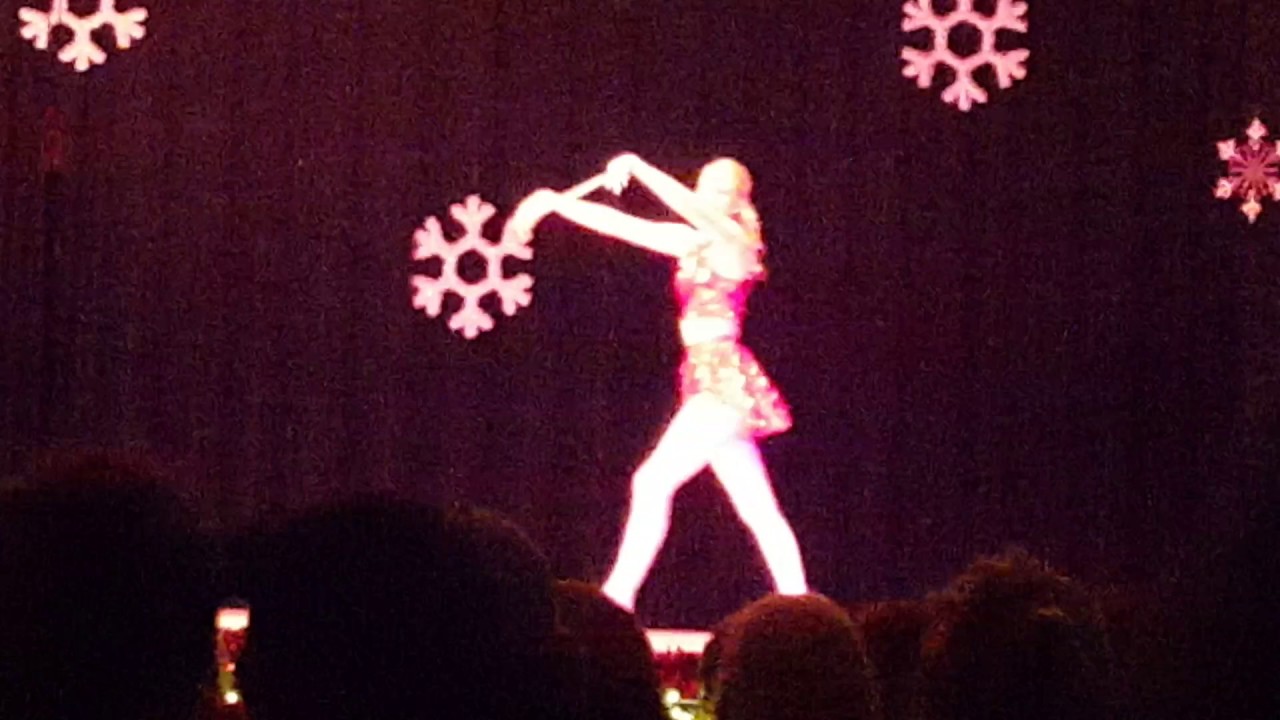 Alexis McNeely's solo - YouTube