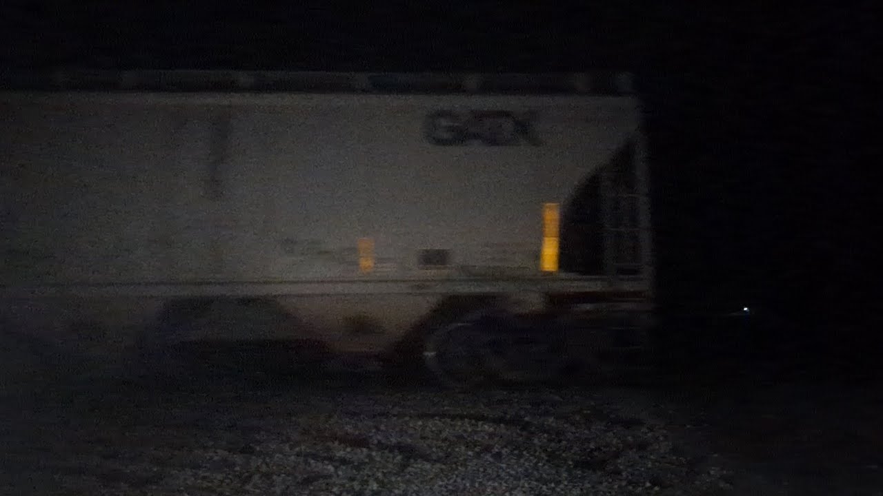 ATN Y103 Northbound with 8733 leading the way! - YouTube