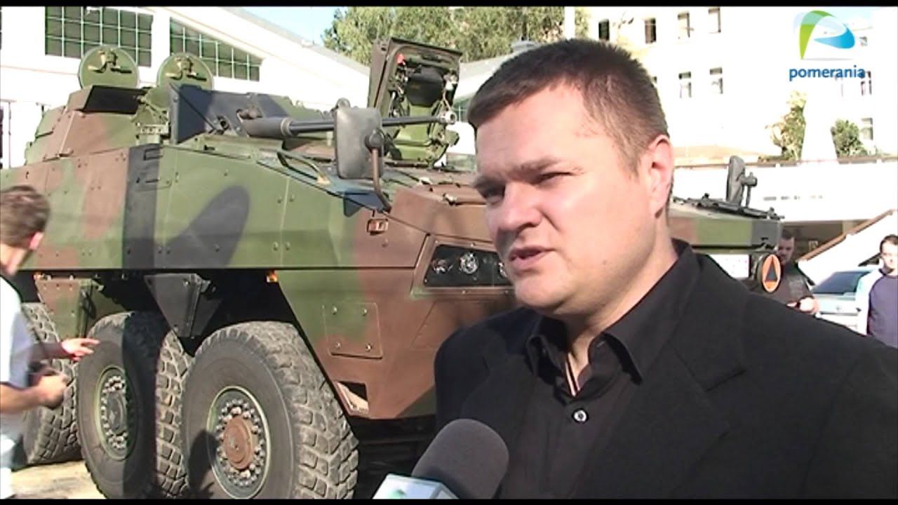 Polski mundur polowy - wernisaż - YouTube