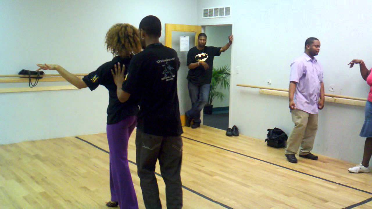 Chuck's Salsa Class 6-26-11 - YouTube