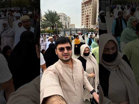 Otabek Mutalhojaev onasi bilan Umra safarida…