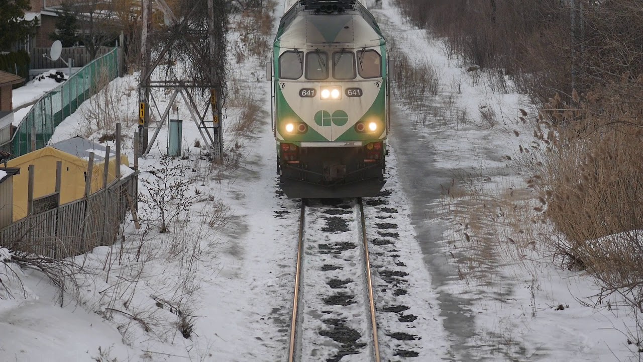 Go Train, Barrie Line, Toronto, Overhead shot, Feb 4 2019. - YouTube