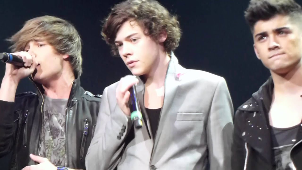 X FACTOR LIVE TOUR 2011 NOTTINGHAM - One Direction GRENADE - YouTube