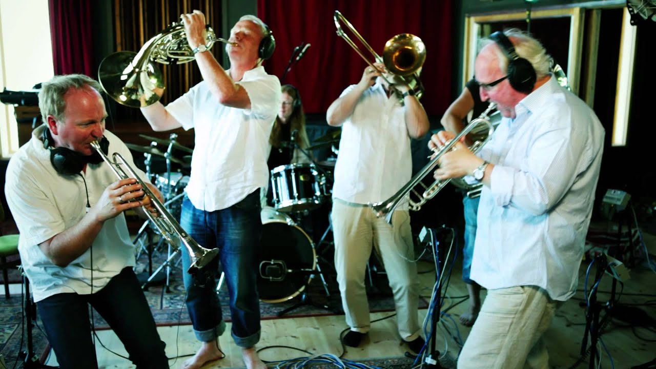 The Brazz Brothers - Nothin' but D Best. - YouTube