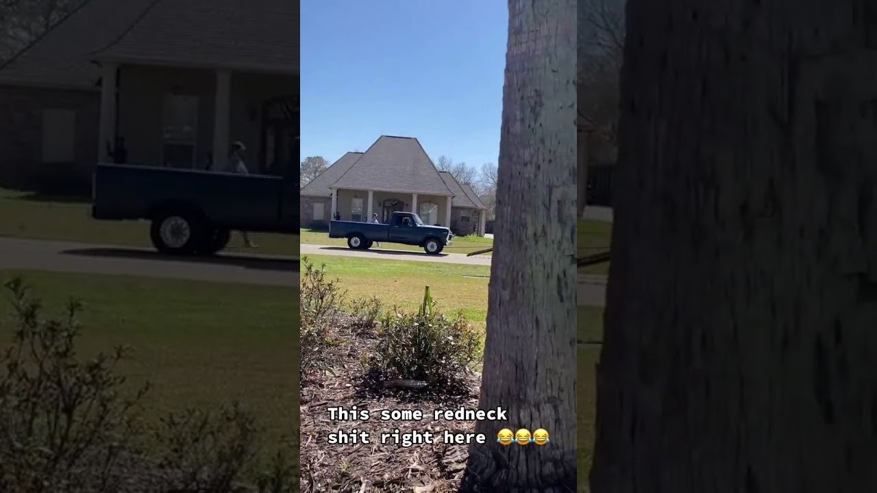 When the Redneck Towing Idea Is a Success || ViralHog - YouTube
