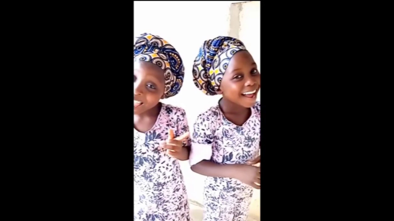 Glorious Twins - Grandma´s gele challenge - YouTube