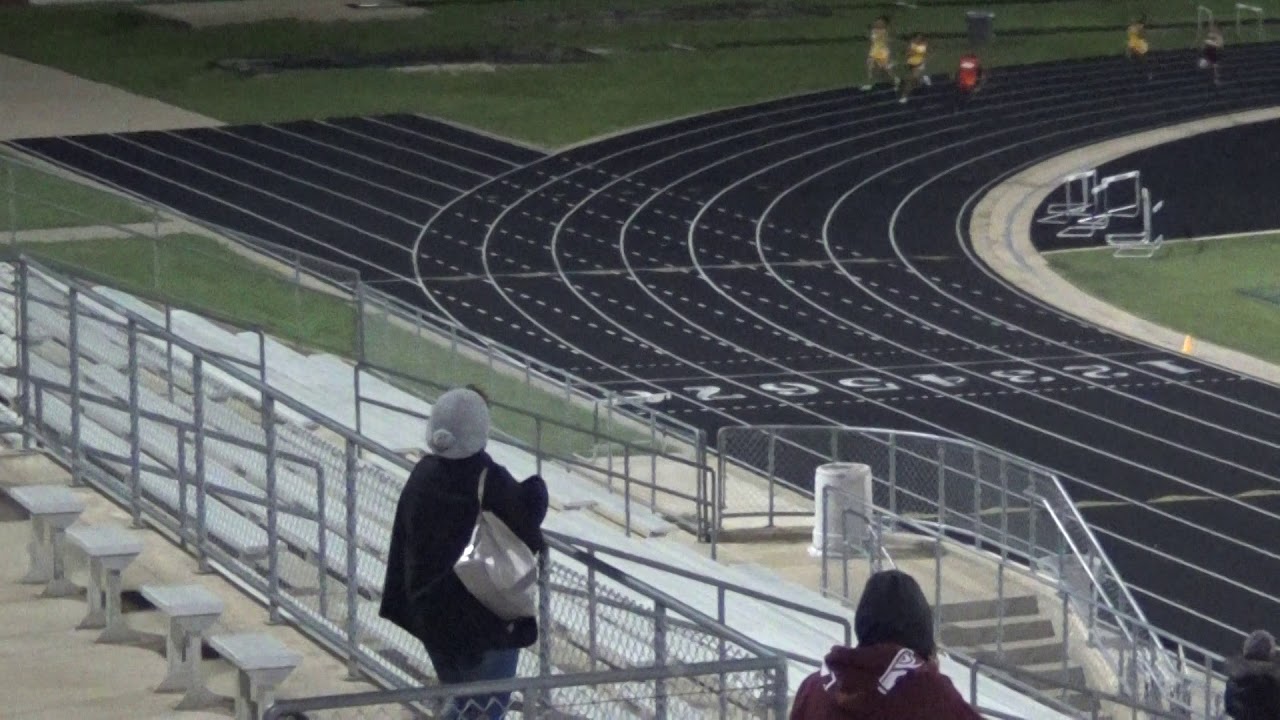 Baines MS Girls Track 2020 2nd meet Kylah 200 - YouTube