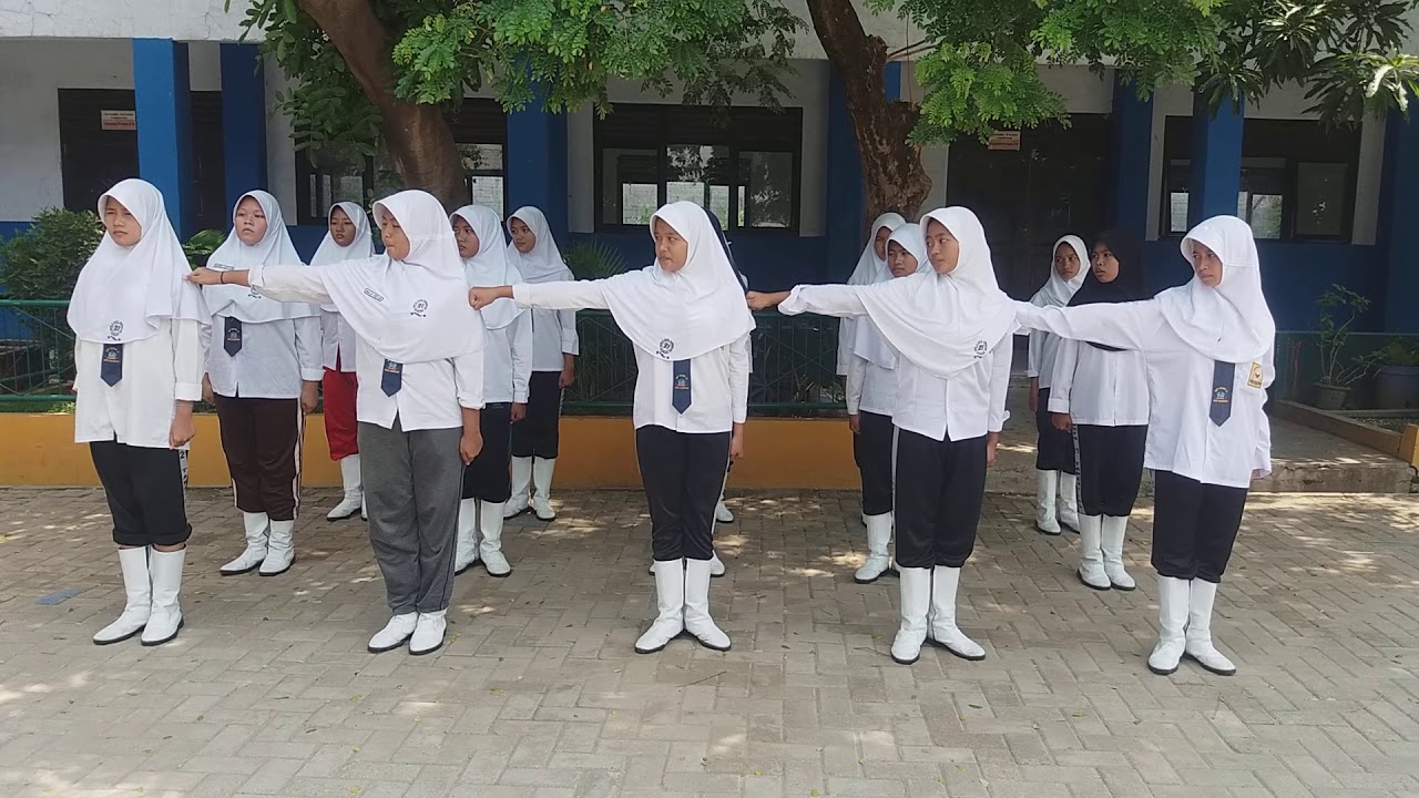 GERAKAN DI TEMPAT untuk sdit almaka - YouTube