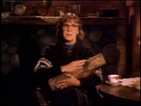 Twin Peaks - Log Lady intro - s1x2 - YouTube