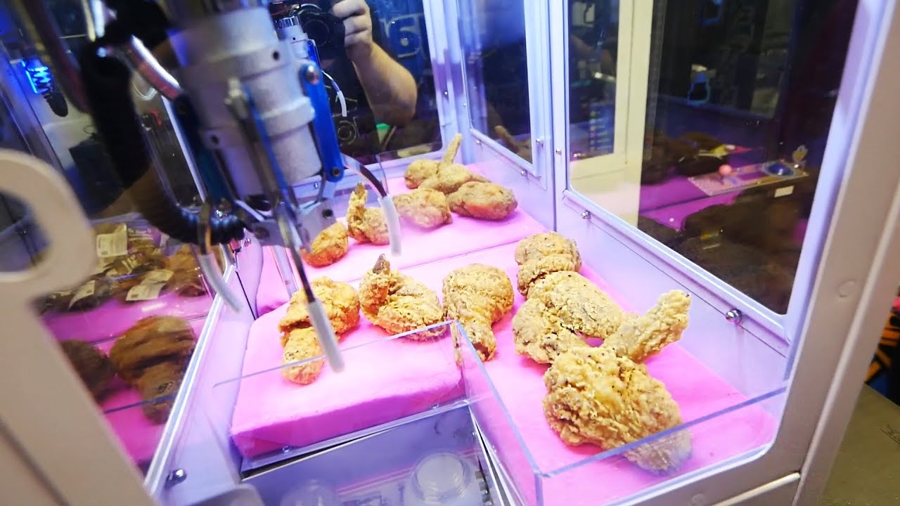 FRIED CHICKEN IN A CLAW MACHINE!!! - YouTube