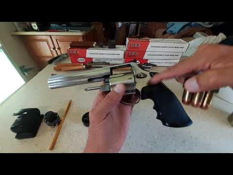 Revolver speedloaders 101 - YouTube