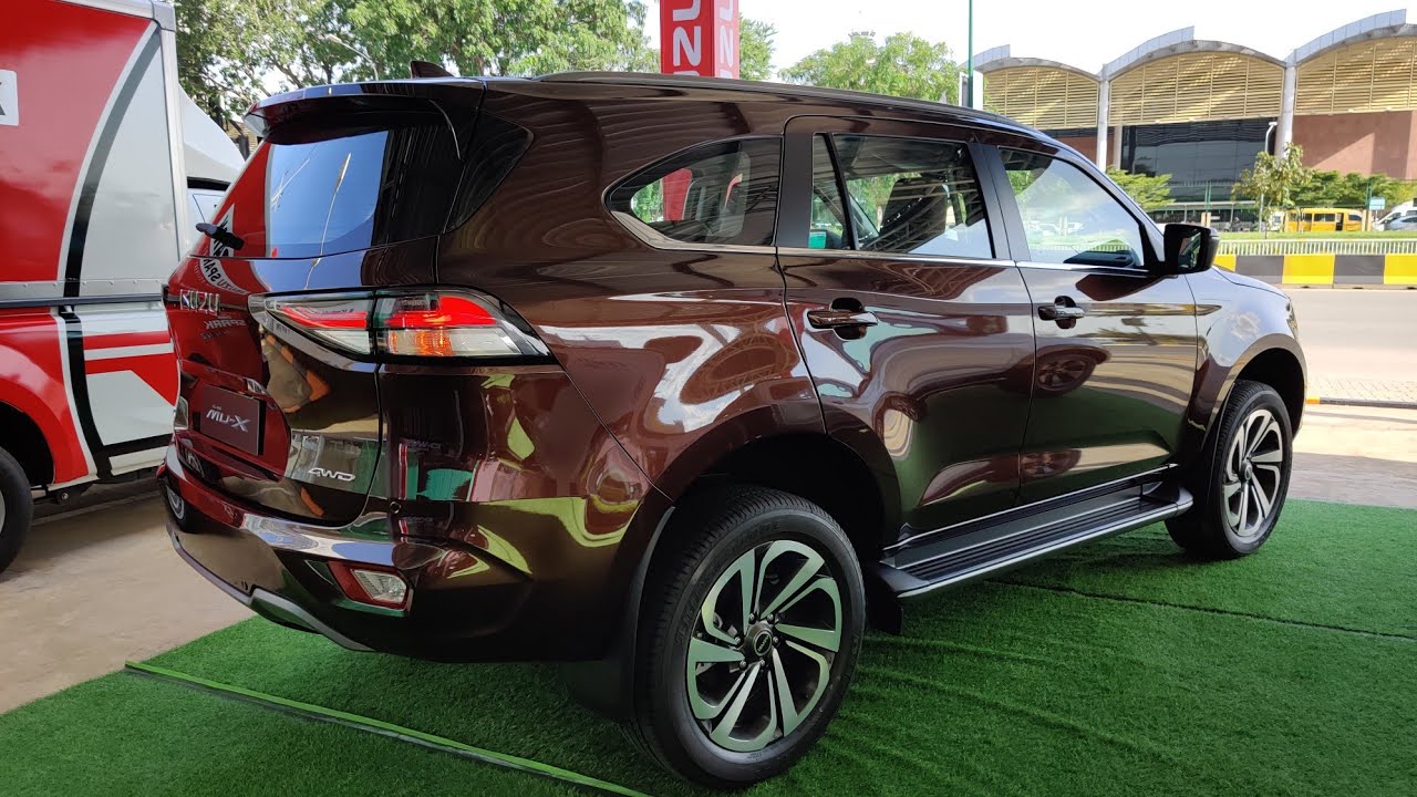 All-New 2022 Isuzu MUX Brown Color - YouTube