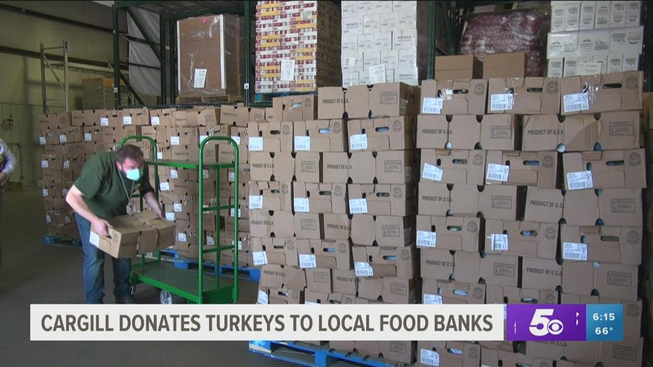 Cargill Donates Turkeys to Local Food Banks - YouTube