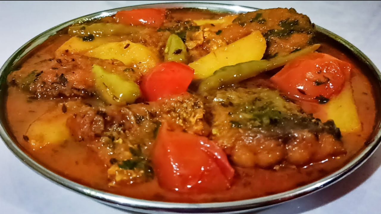 RUI MACH|FISH RECIPE আলু টমেটো দিয়ে এই পদ্বতিতে রুই মাছের ঝোল বানালে ...