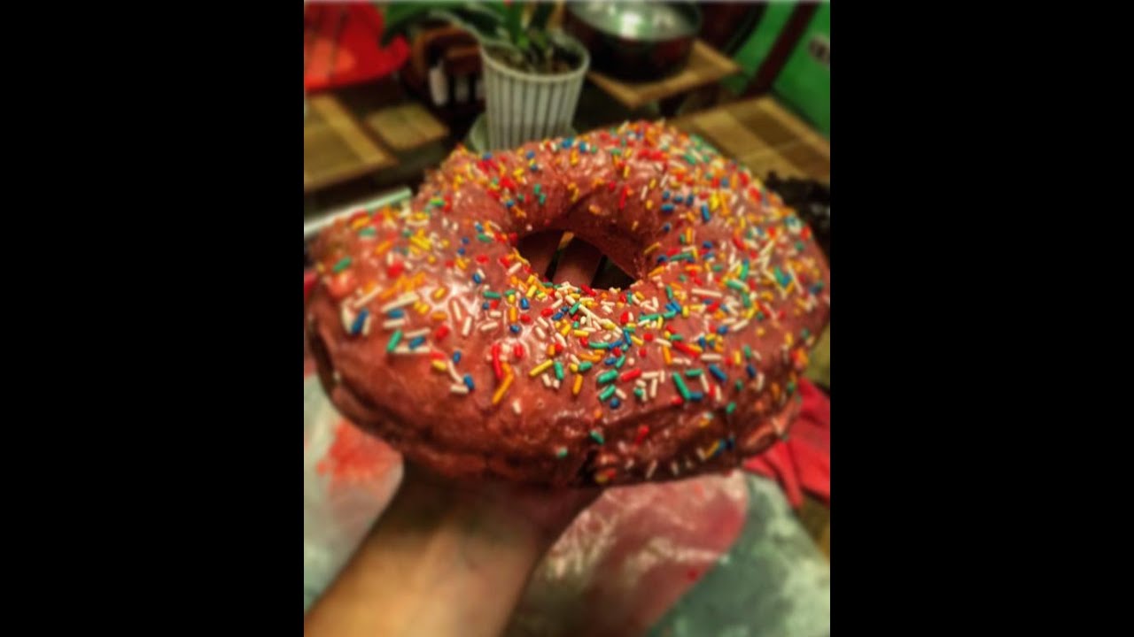 DONA GIGANTE DE LOS SIMPSON (RECETA) - YouTube