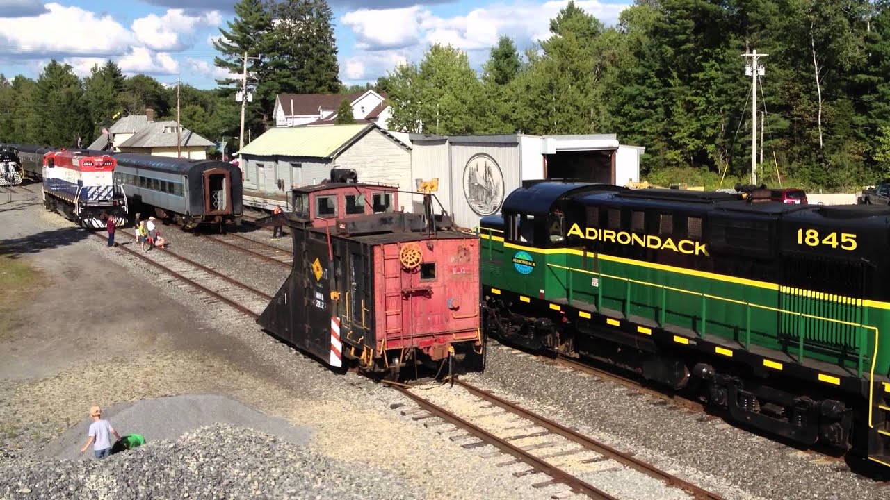 MLW RS-18s on the Adirondack Scenic - YouTube