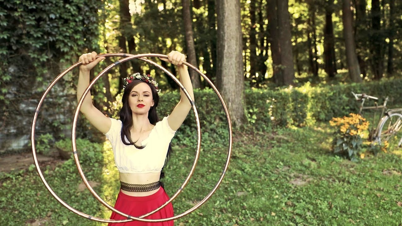 Michal Varga - Komár [Official Video] - YouTube