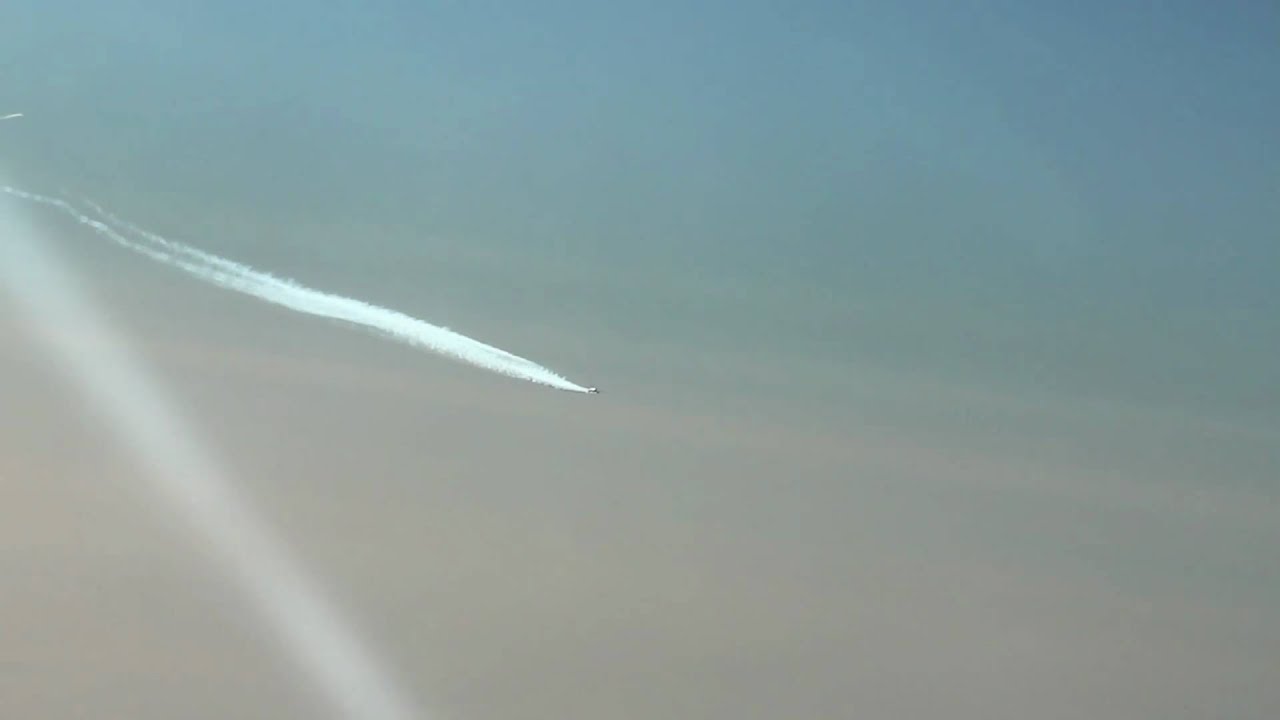 Traffic at Flight Level 350 - YouTube