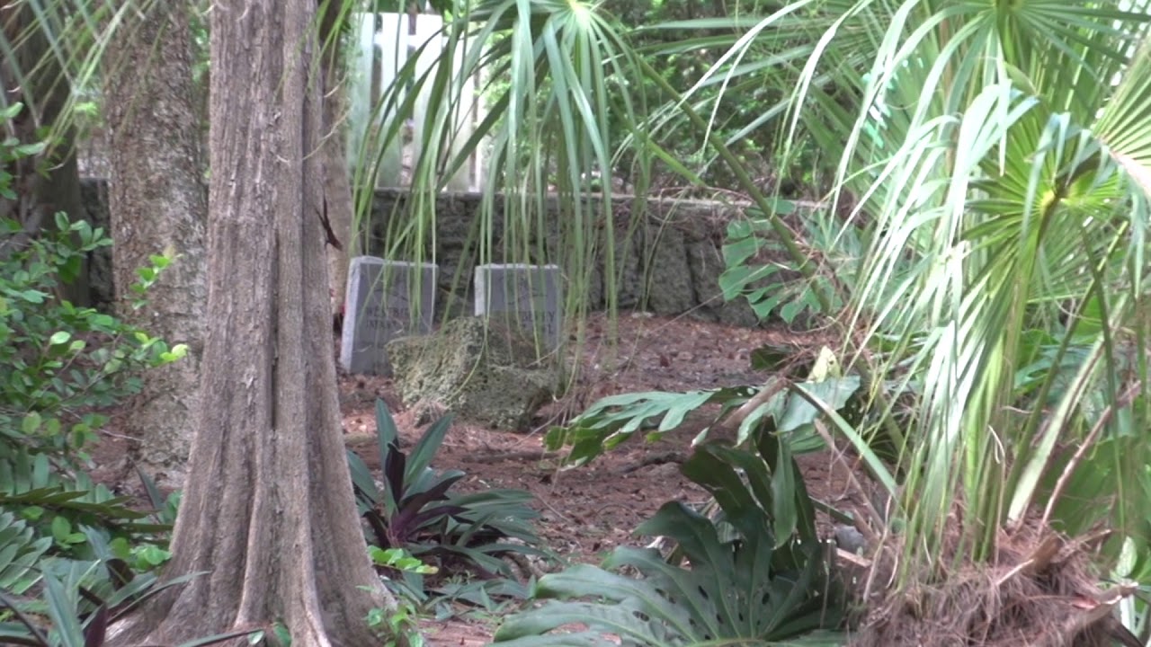 Pinewood Cemetery - YouTube