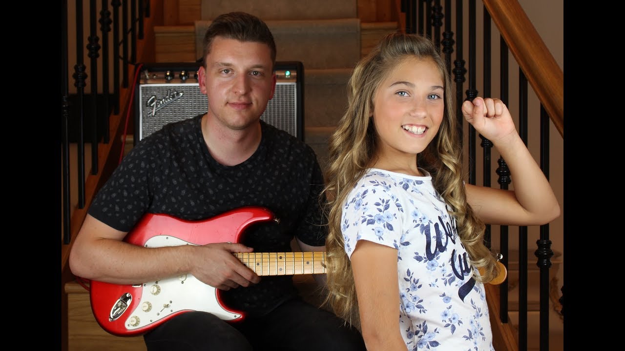 Acoustic HANDSTAND (my first performance!) | Rosie McClelland - YouTube