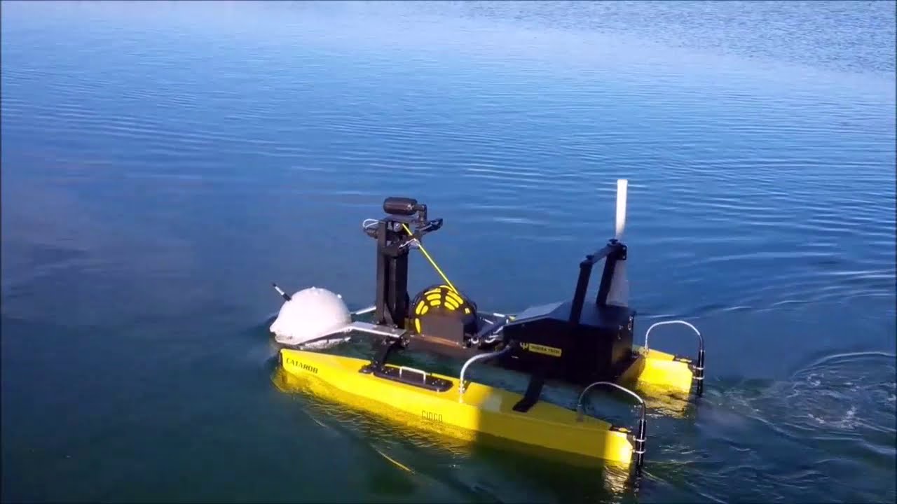 Démonstration du Catarob avec l'Hydroball® - YouTube