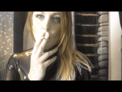 latex clad - Mistress Taurea -  smoking