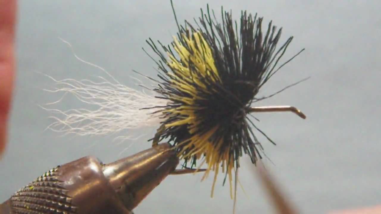 Fly Tying: Cubby's Bass Bee - YouTube