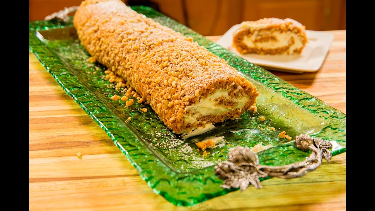 Pumpkin Cake roulade/Roll - YouTube