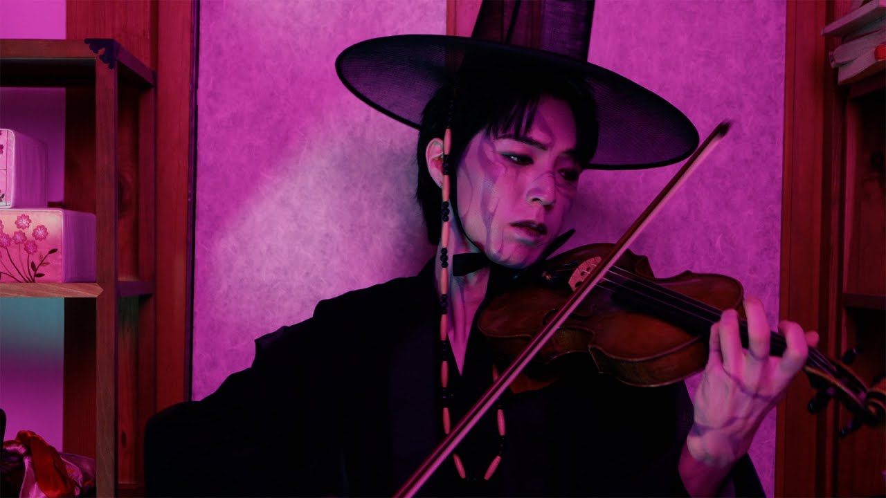 Saja Boys - 'Intro + Your Idol' Violin Demon Cover Chords - Chordify