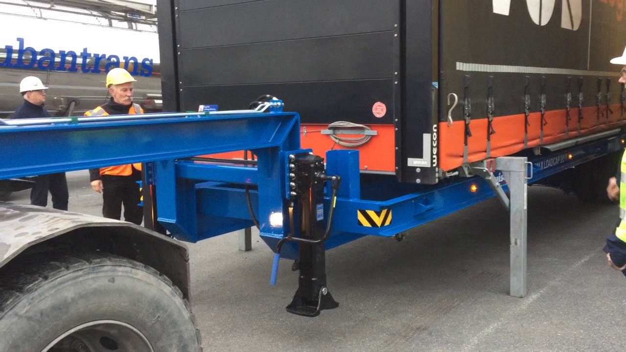 Buiscar Swap Body Trailer - YouTube