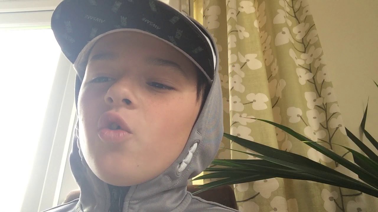 Old town road little naz x (feat Billy Ray Cyrus) - YouTube