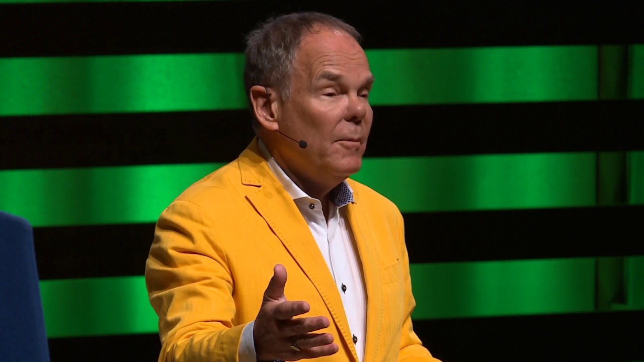 Don Tapscott – Blockchain Revolution: Canada’s Time to Lead - YouTube