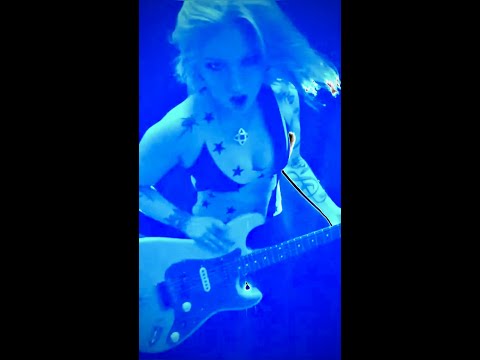 SERAINA TELLI - Addicted To Color (Official Music Video)