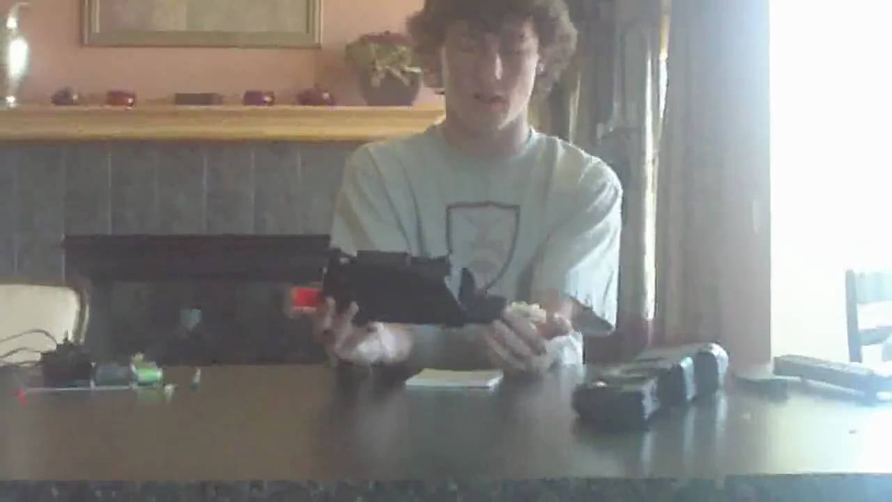 JG KS Project 90 P90 AEG review with intergral red dot reflex sight ...