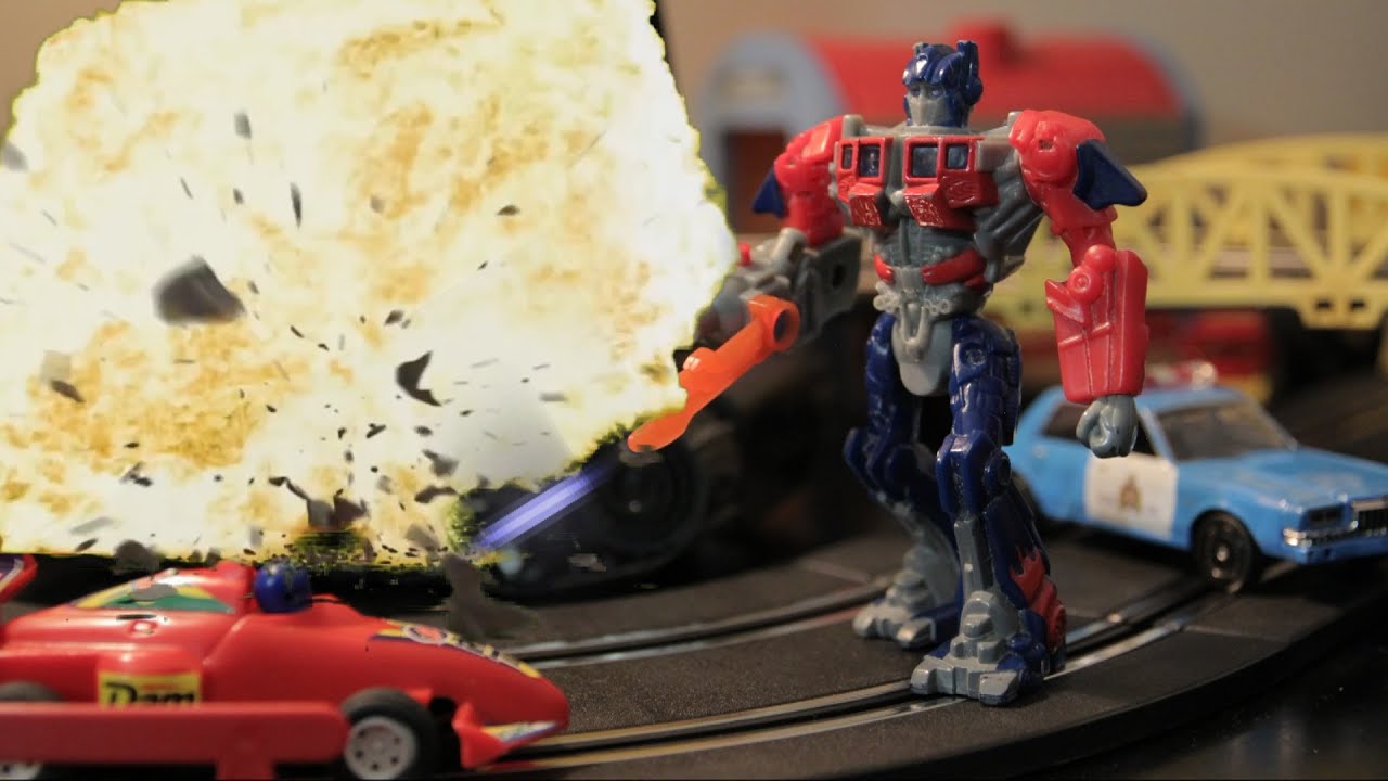TOY RACE CARS CRASHING Road Block Rampage Transformers Animation - YouTube