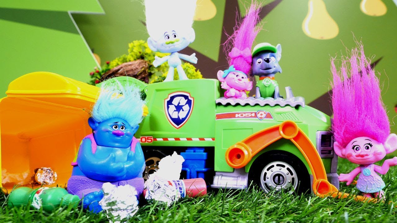 La Patrulla de Cachorros y los Trolls juegan al escondite. - YouTube
