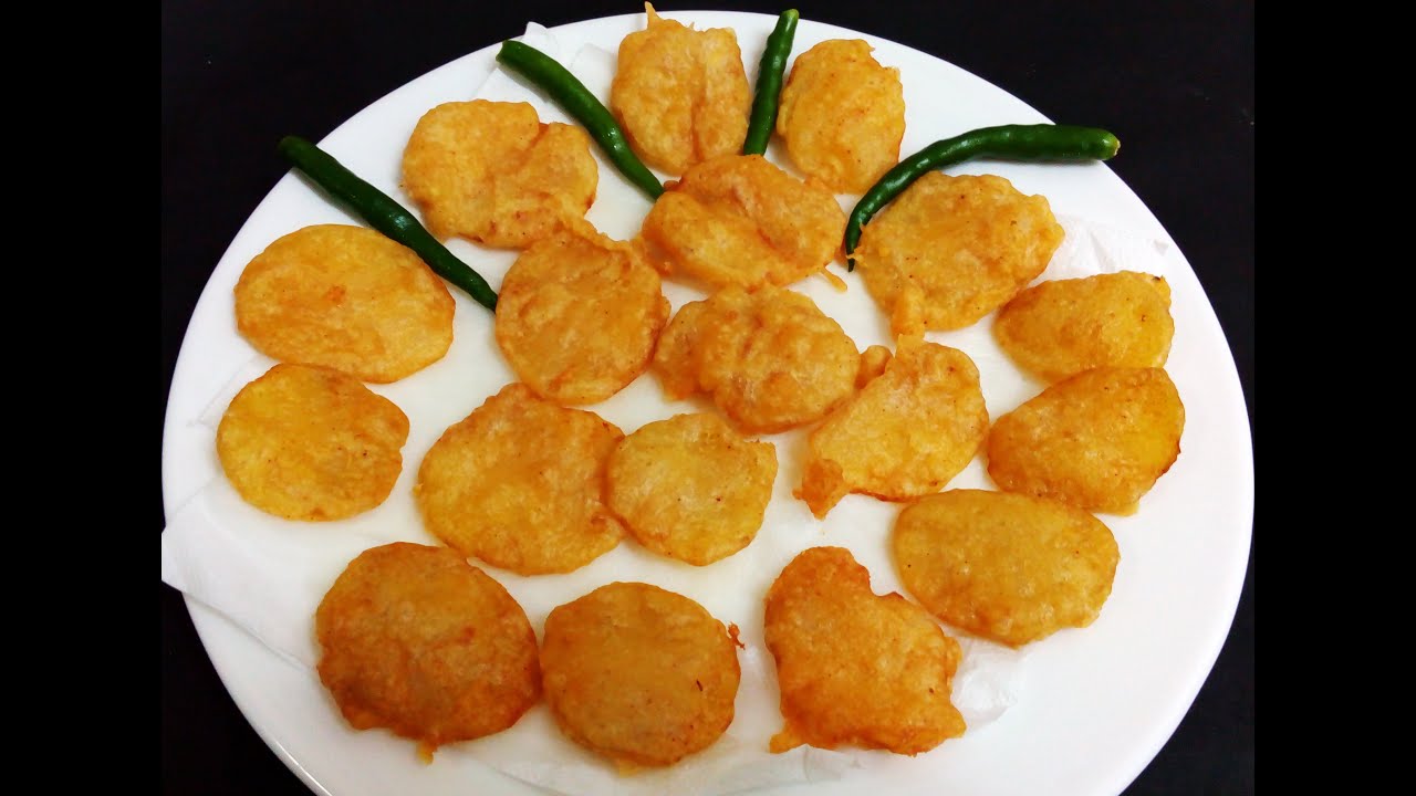Potato Pakora | Potato Fritters | Alu Pakoda | Aloo Bajji | Potato ...