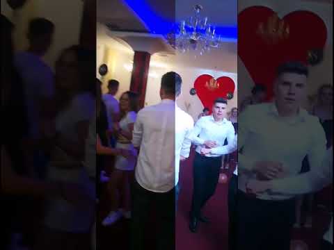 dansatoare majorat 18 ani